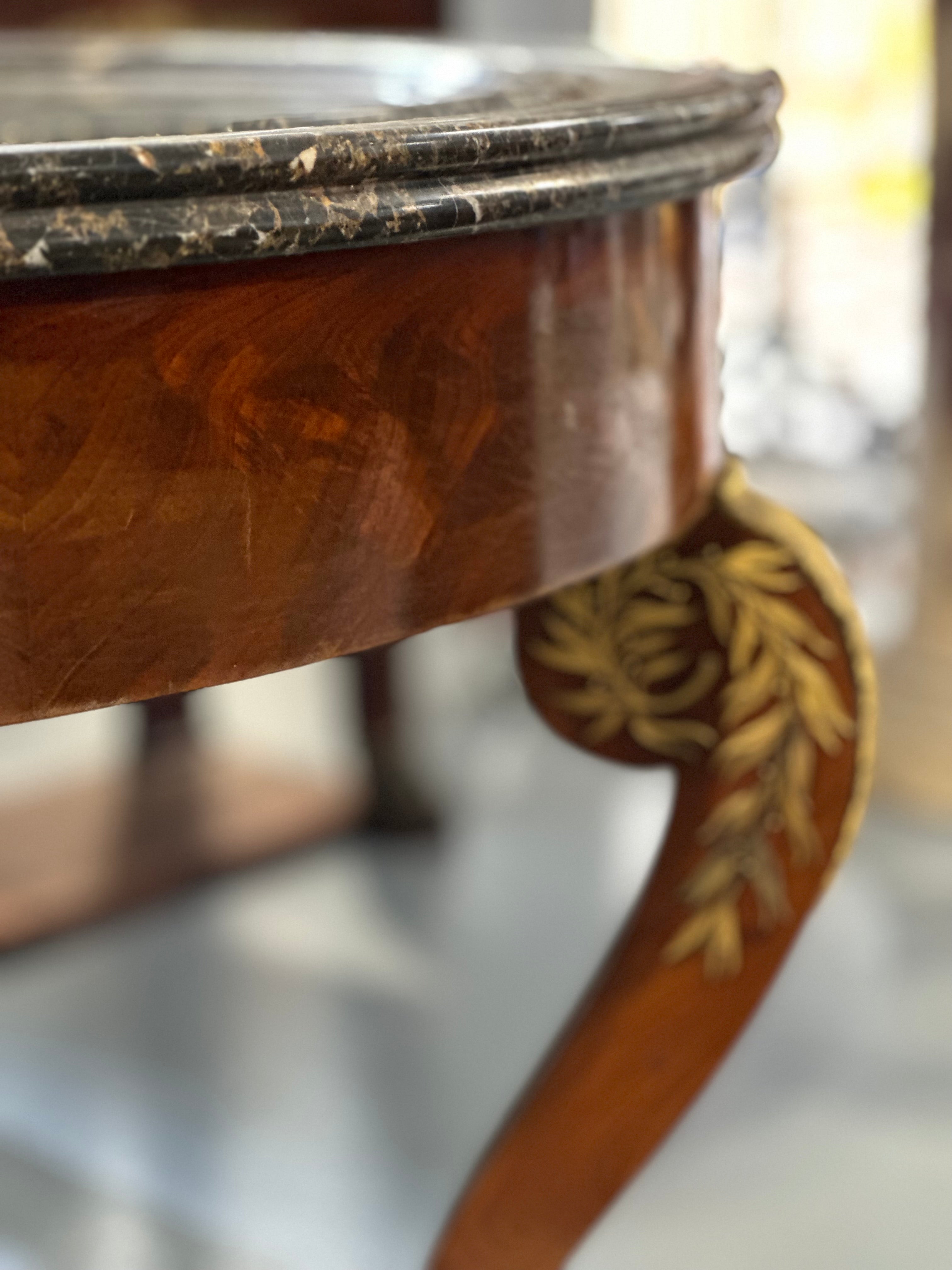 Collections – Circa II Antiques